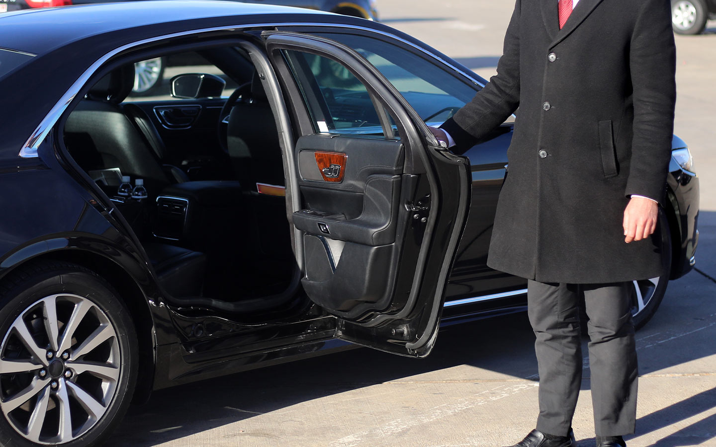 Chauffeur Service in Miami & Cleveland | Top-Rated Transportation